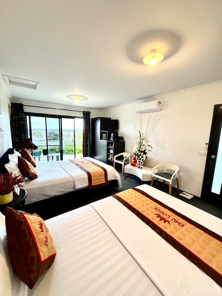 Long-stay Studio | 2 Queenbed Beautiful City Views - Gisborne, Australia