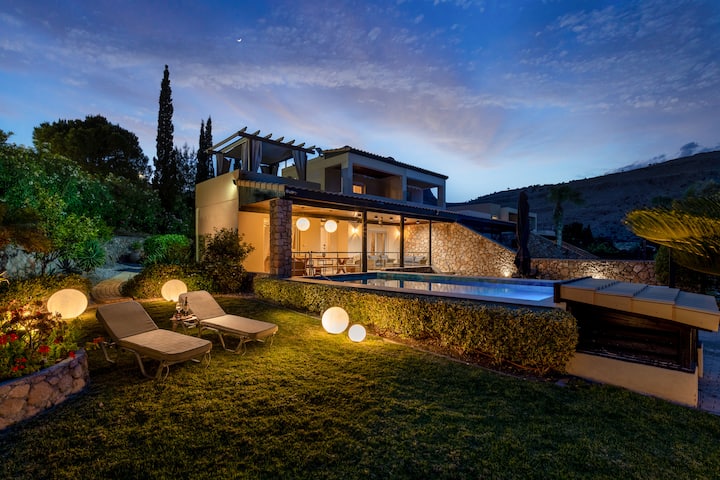 Calypso Lindia Luxury Villa - Lindos