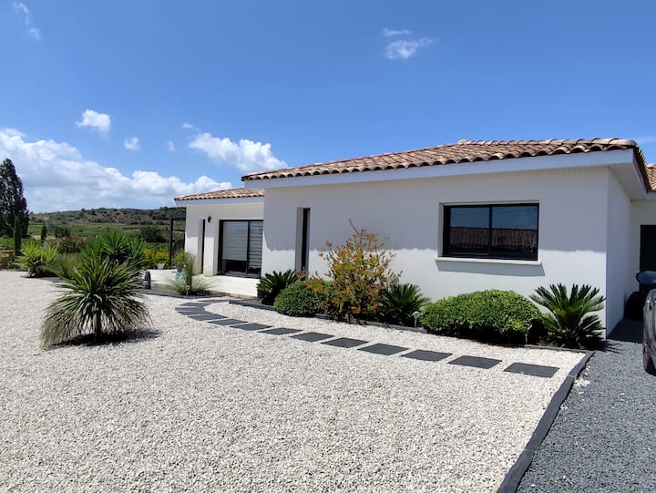 Villa Contemporaine Avec Jardin - Minerve