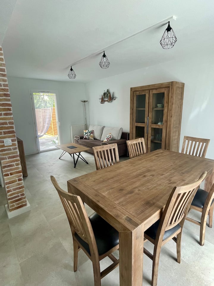 Charmante Maisonnette Proche Mer - Charron