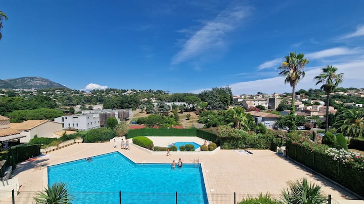Petit Cocon - Piscine, Calme, Vue Dégagée - Carros