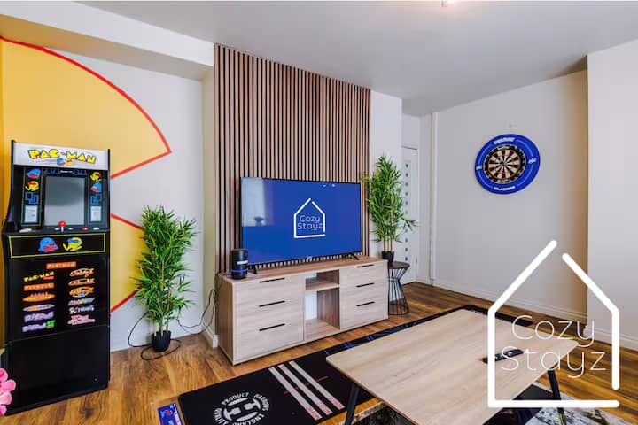 Elegant Cozy Stay | Pac-man Arcade • Etihad • Wifi - Manchester
