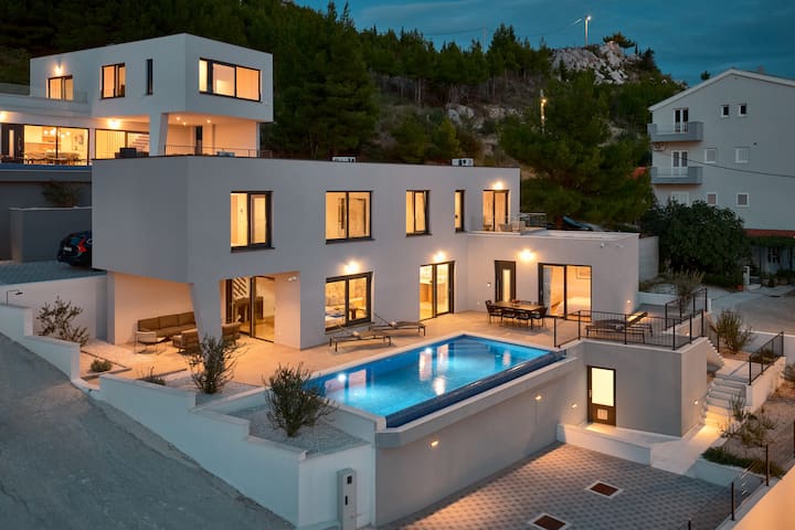 Villa Maslina |4br | Pool | View - Omiš