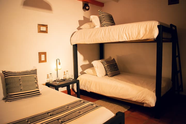 Chambre Pour 4 Pers. Chez Producteur De Café - Salgar