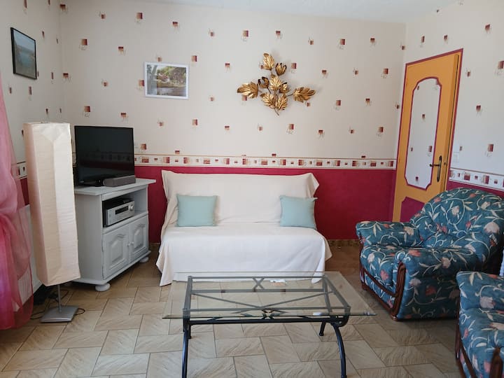 Maison Chaleureuse Avec Jardin - Châtellerault