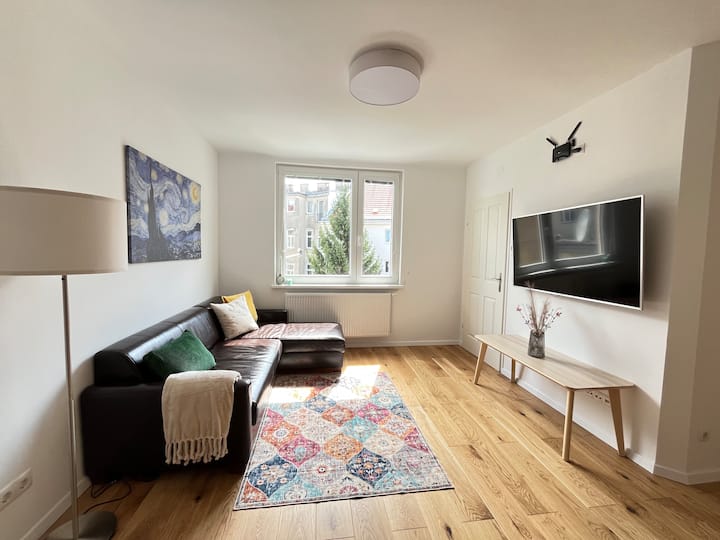 Cozy City Flat Near Schönbrunn Palace & Metro - Wien