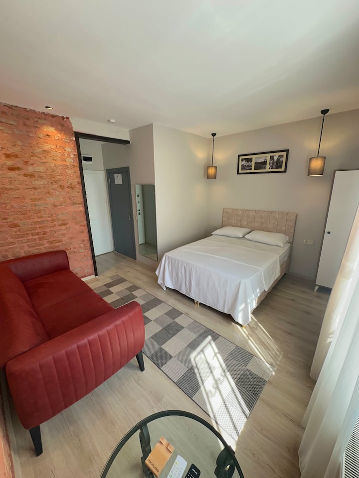 Taksim Meydana Yakın 2 Yatak Odalı,2 Banyolu Daire - İstanbul