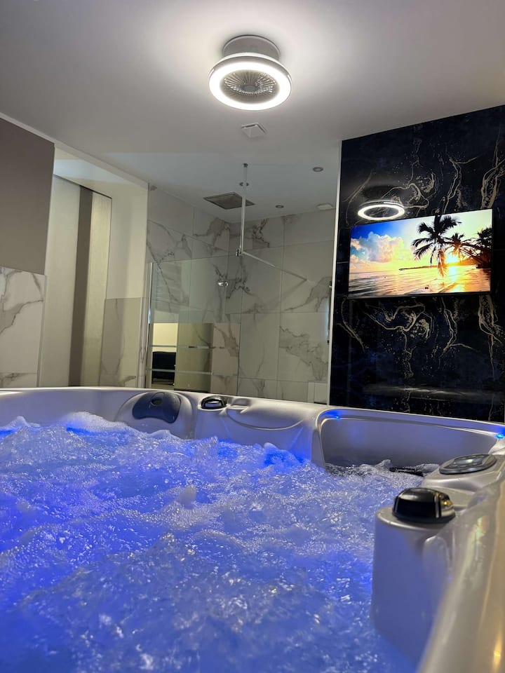 Love Room Jacuzzi - Port-de-Bouc