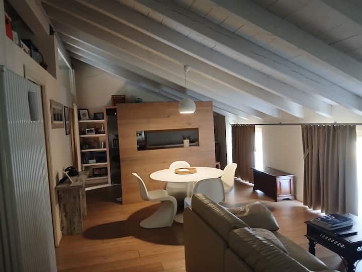Shangri-la: Mansarda Due Camere Da Letto - Brescia