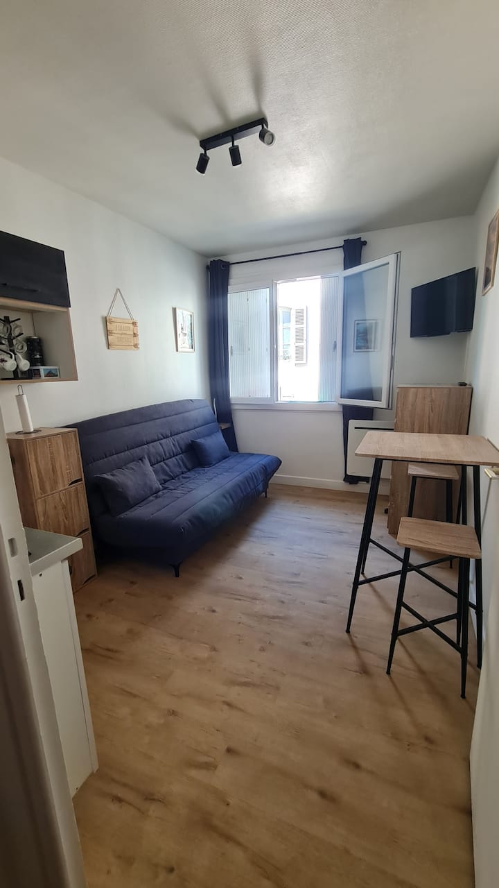 Location Saisonnière
Studio Meublé - Aurillac