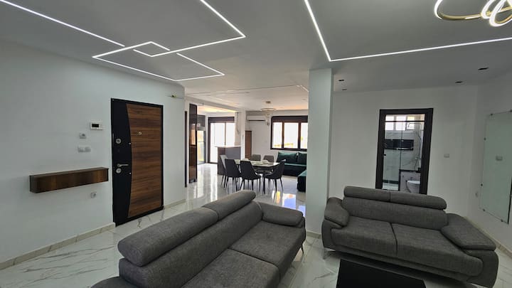 Location Vacances D'un Appartement Moderne. - Oran