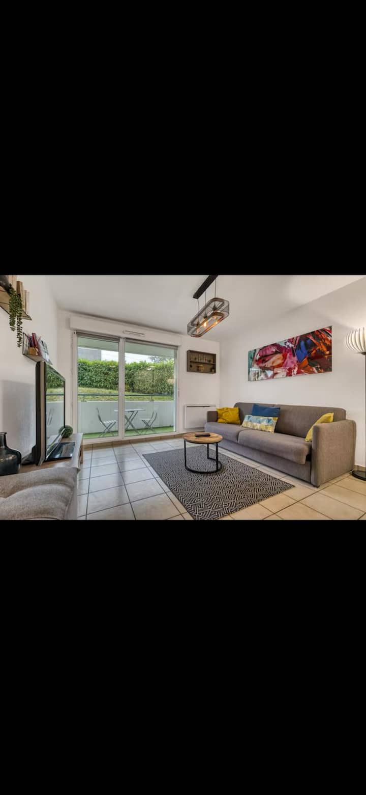 T2 Lumineux& Cosy Balcon+parking - Annemasse