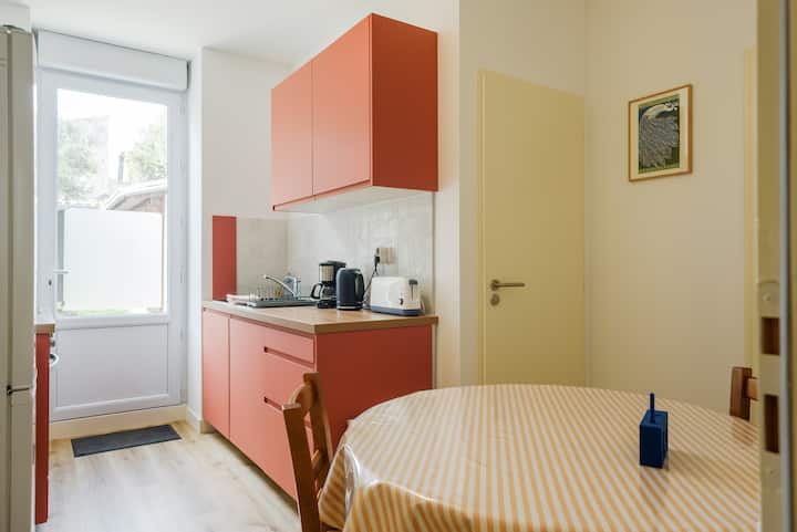 Grand Cocon Chaleureux + Coin Terrasse Et Dressing - Rochefort, France