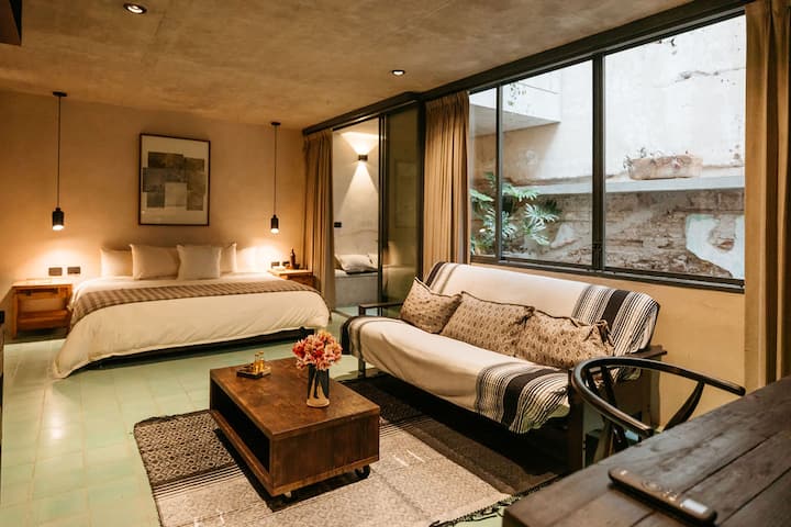 Jr. Suite Hotel Room In Historic Downtown - Oaxaca