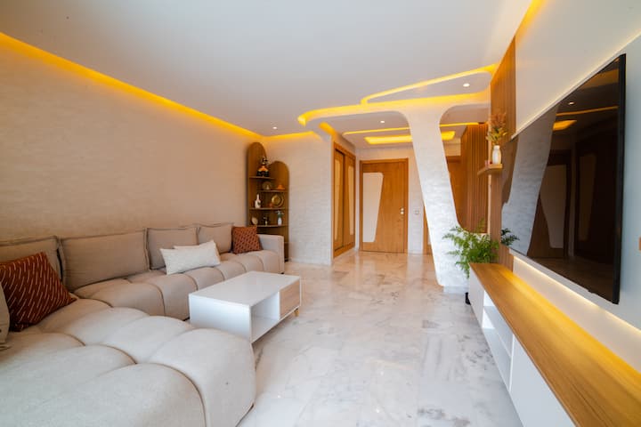 Cozy 2br Flat • Pool, Veranda & Local Sweets - Marrakesh