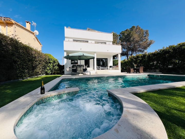 Villa En El Toro, Port Adriano - El Toro