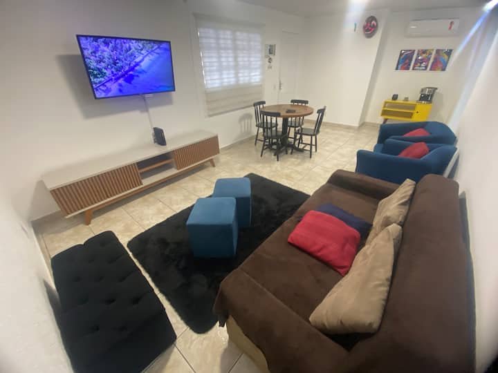 Casa 2 Dormitórios-c/ Ar Condicionado - Barueri