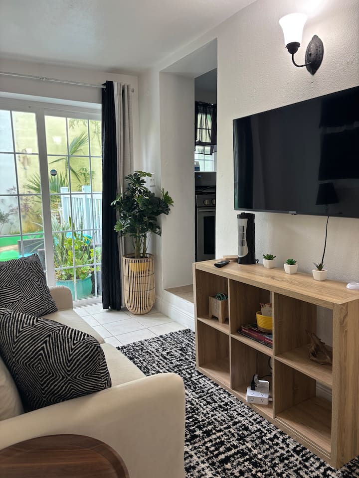 Cozy Apartment In Hamilton - Bermuda