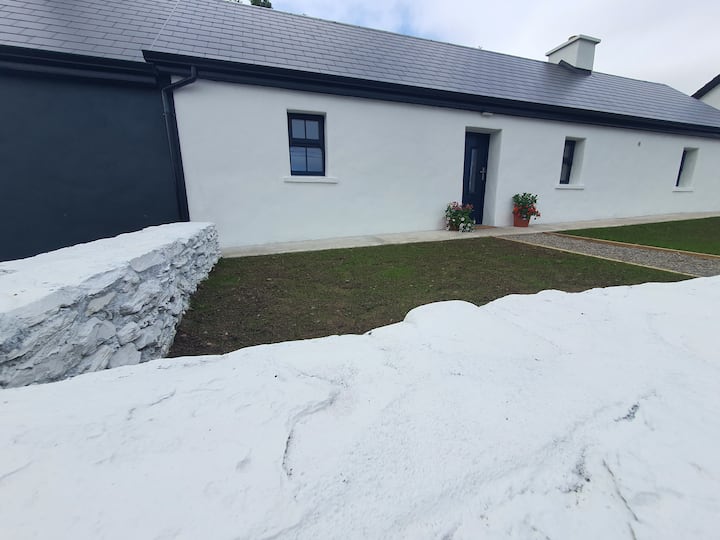 Cottage Near Louisburgh - Mayo
