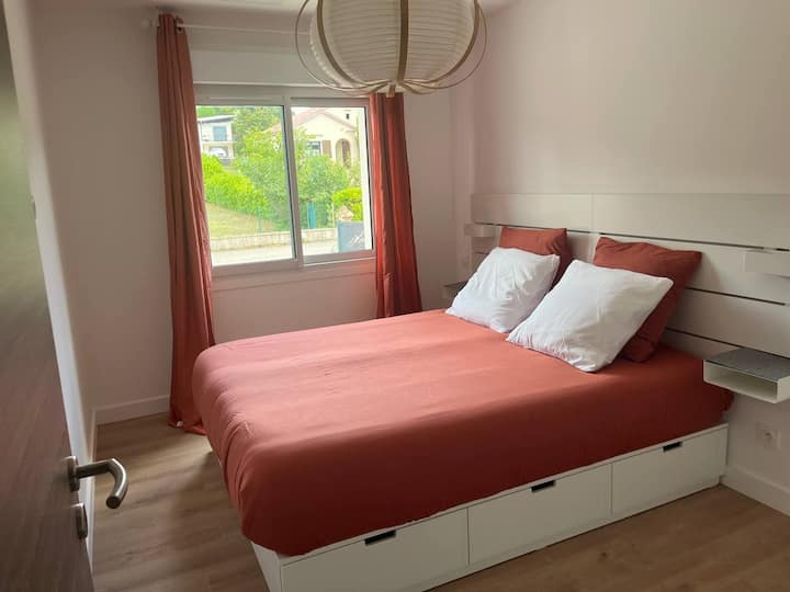 Le Luxe Au Pied Du Pilat - 6 Voyageurs - Anjou