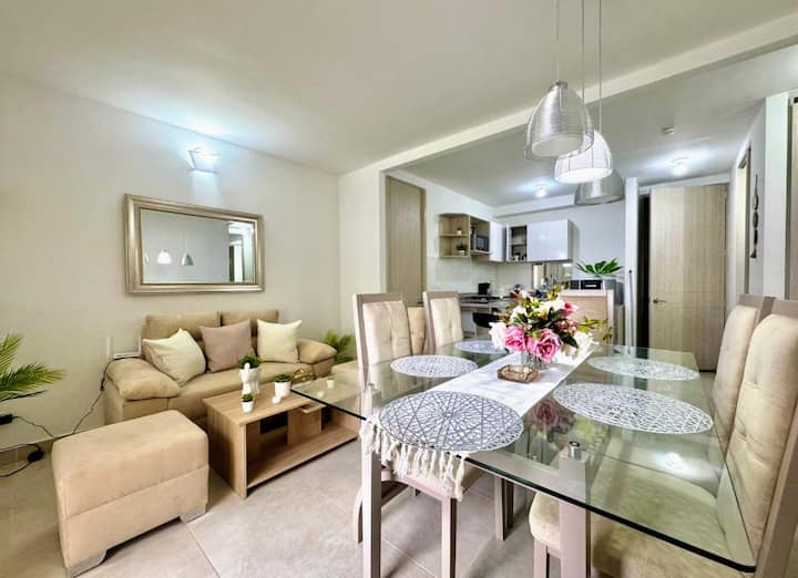 ¡Lindo Apto A 5 Min Del Mar! - Colombia