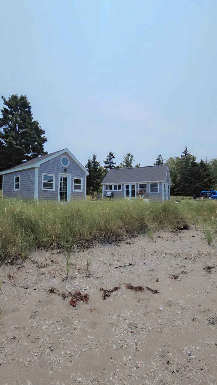 Oceanside Retreat - Lunenburg