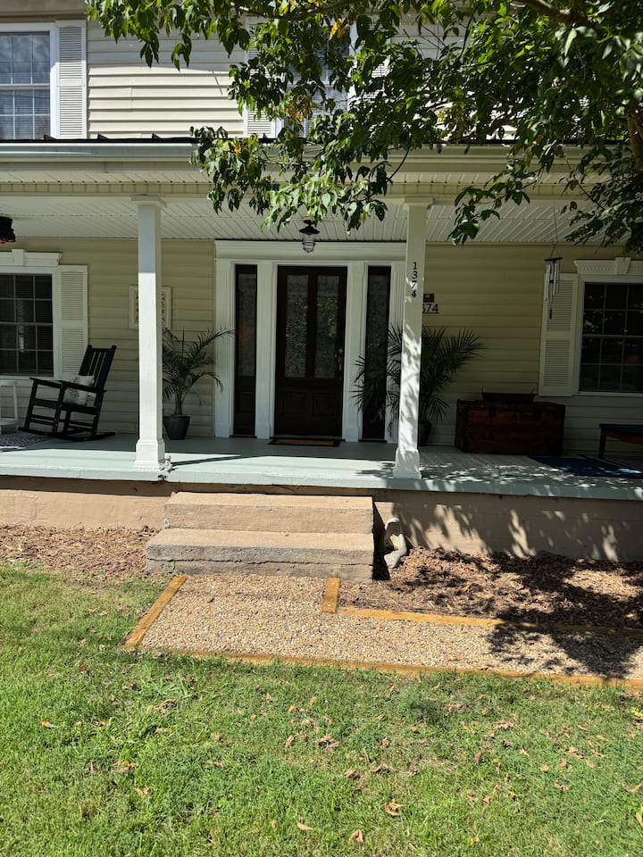 Magnolia House In The Valley - Blacksburg, VA