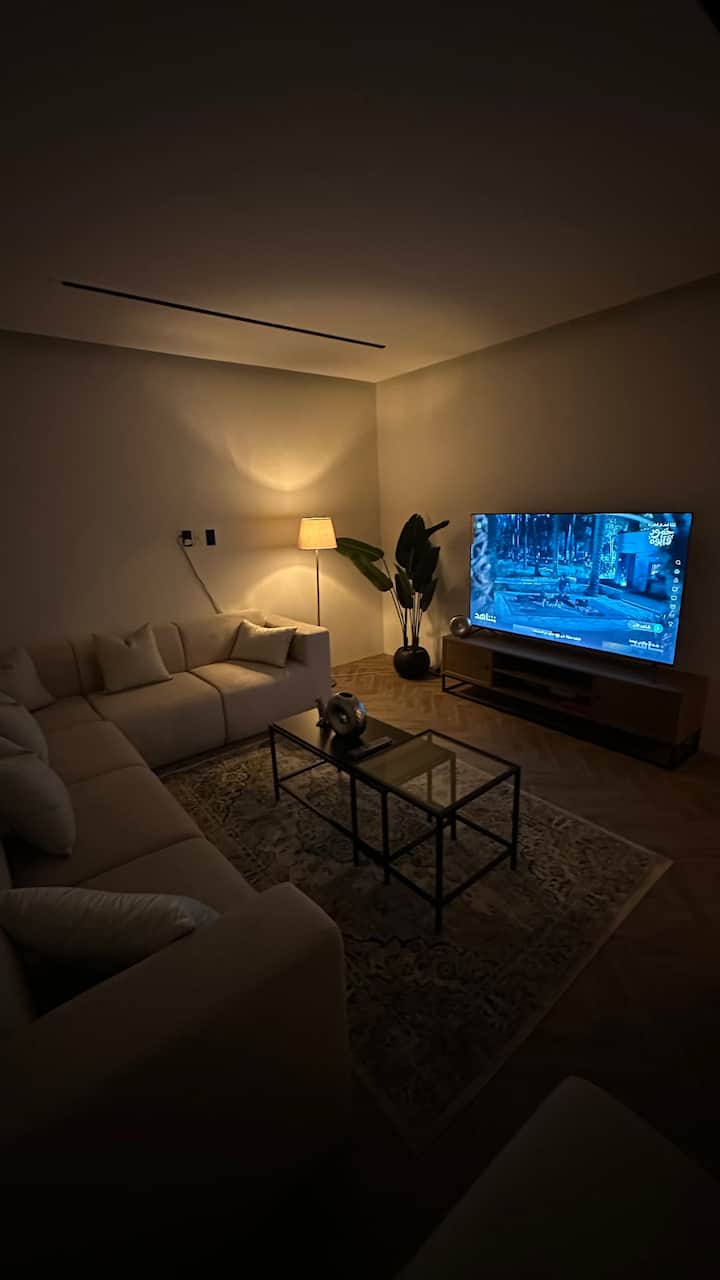 شقة مودرن بمدخل خارجي خاص وغرفتين نوم - Dammam