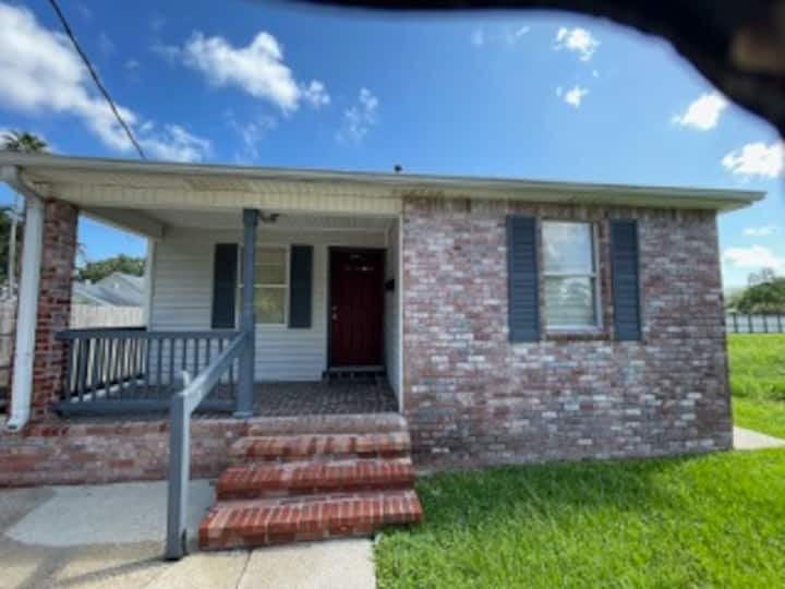 Chalmette Cutie! - Chalmette, LA