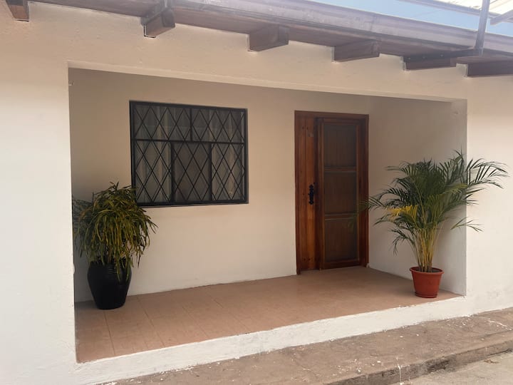 Casa Campestre Mitad Del Mundo - Quito