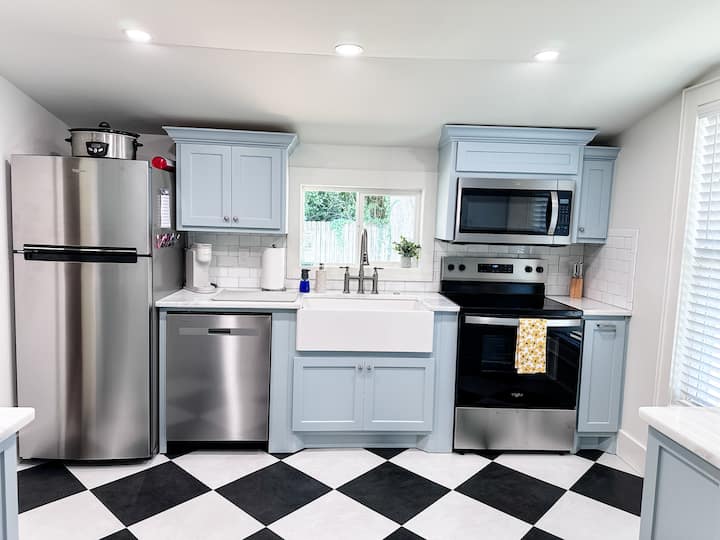 Pecan Street Retreat - 1935 Gem - Harding University, Searcy