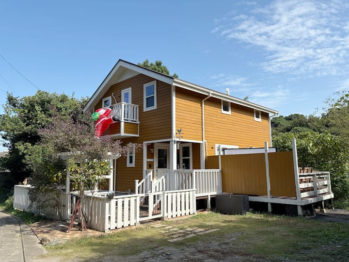 New!海徒歩2分/広々4ldk一軒家/無料駐車場2台/ベランダbbq&映画シアター - Fukuoka, Japan