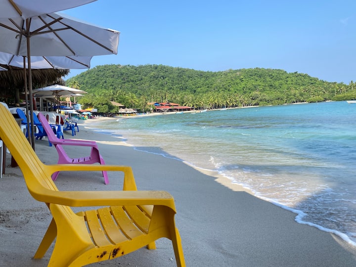 Familiar En Playa Las Gatas - Zihuatanejo