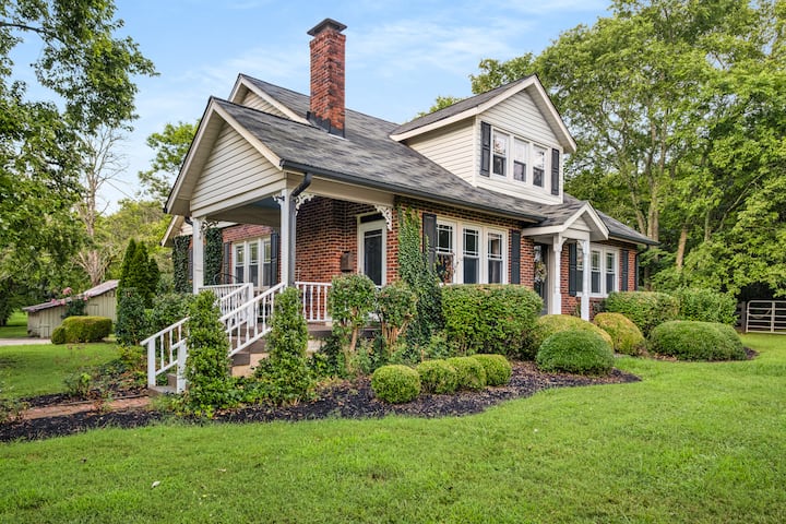 Historic 5br Home On 5+acres - Lebanon, TN
