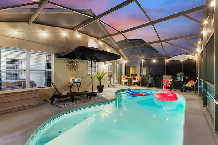 Chic 3br Getaway | Heated Pool, Golf & Theme Parks - Davenport, FL