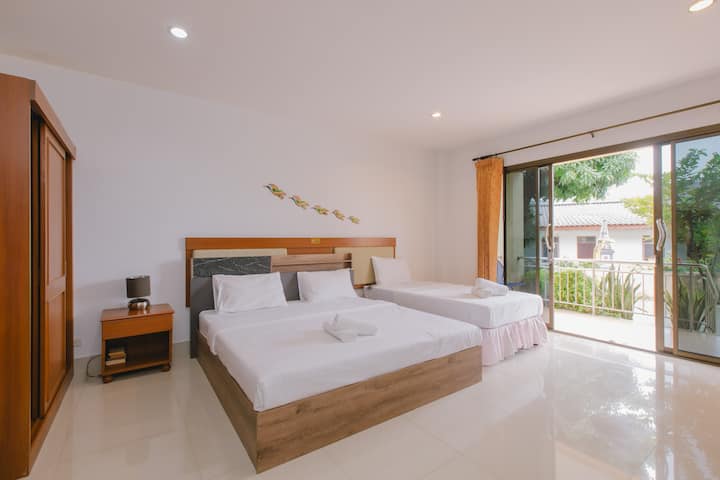 ζ H Tpl Studio Rm W/ K'ette & Blc - Kata Beach