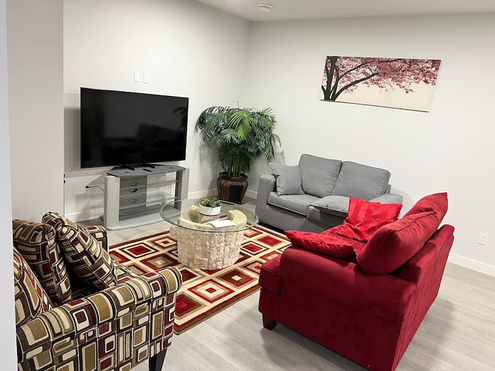 Modern Suite - Fort Saskatchewan