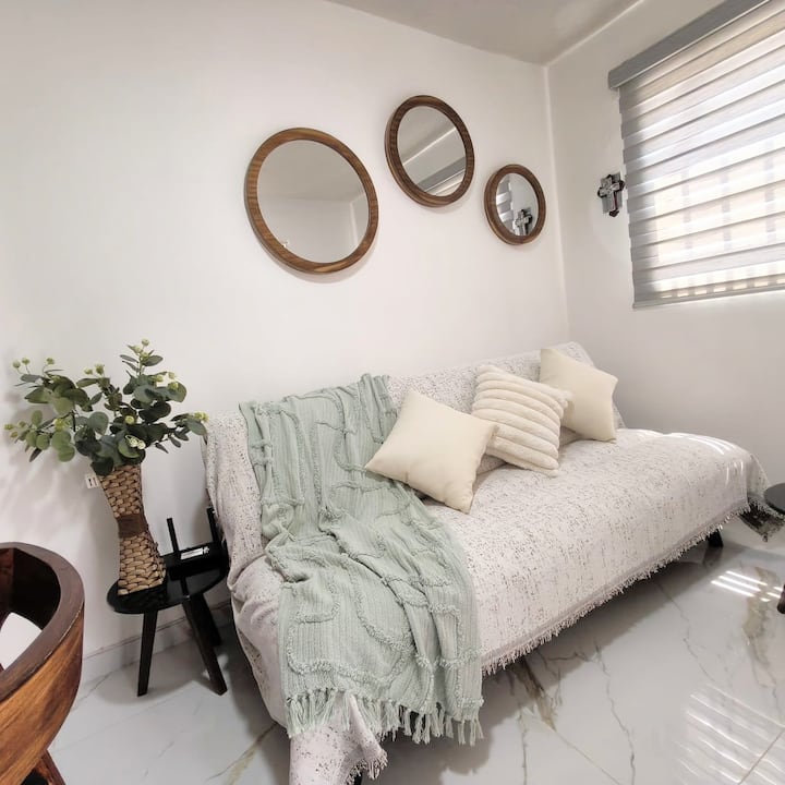 Casa De Lujo Bella Madeira-estancia Fresca Con A/c - Ciudad Guzmán