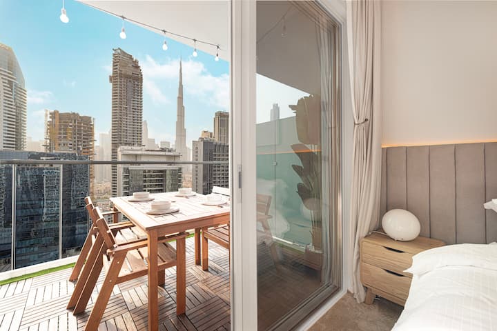 Led-side Burj View & Pool | Near Dubai Mall | 2br - Dubai