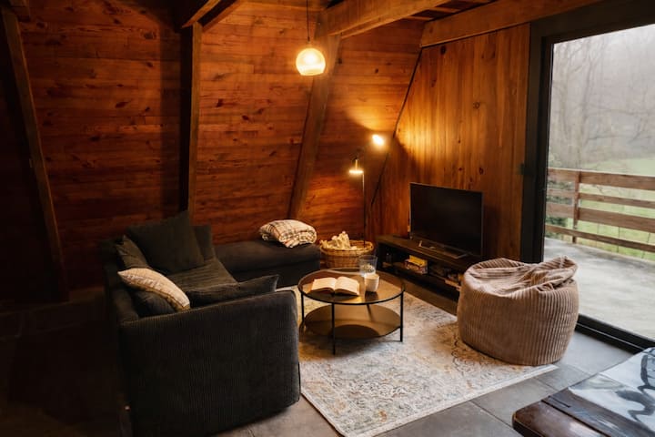 Chalet Atypique En Bois T3 Proche Luchon - Pirineos