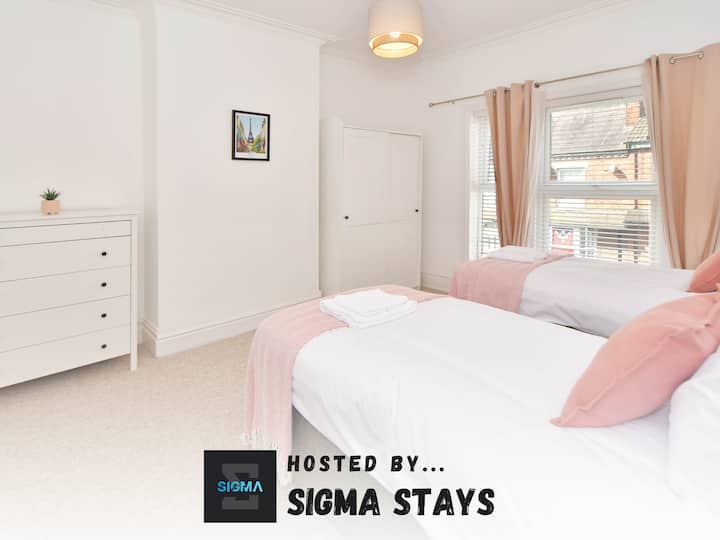 Walthall House - By Sigma Stays - Nantwich