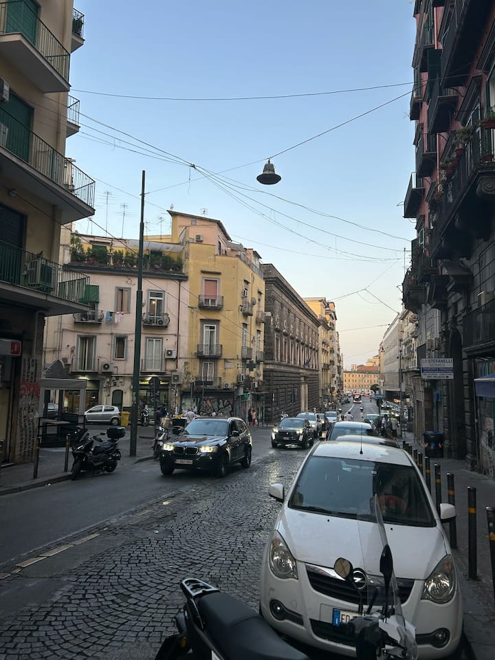 Core A Core Tra Toledo E Piazzag - Naples