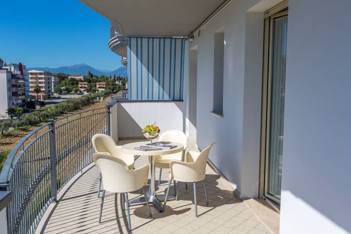 Residence Il Girasole Tipoe Bilocale 5 Posti Letto - Alba Adriatica