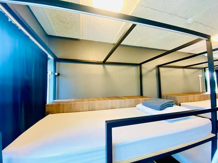 Bed In A 16 Bed Dormitory - Reykjavík