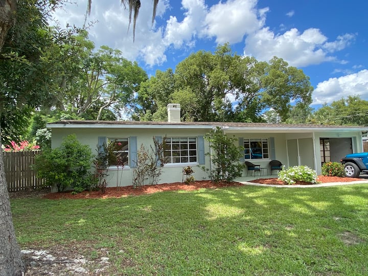 Serenity Cottage - Walk To Downtown - Mount Dora, FL