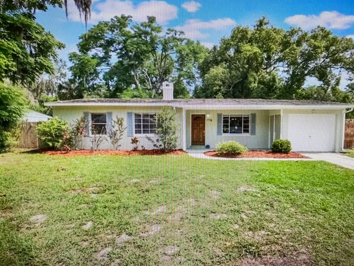 Serenity Cottage - Walk To Downtown - Mount Dora, FL