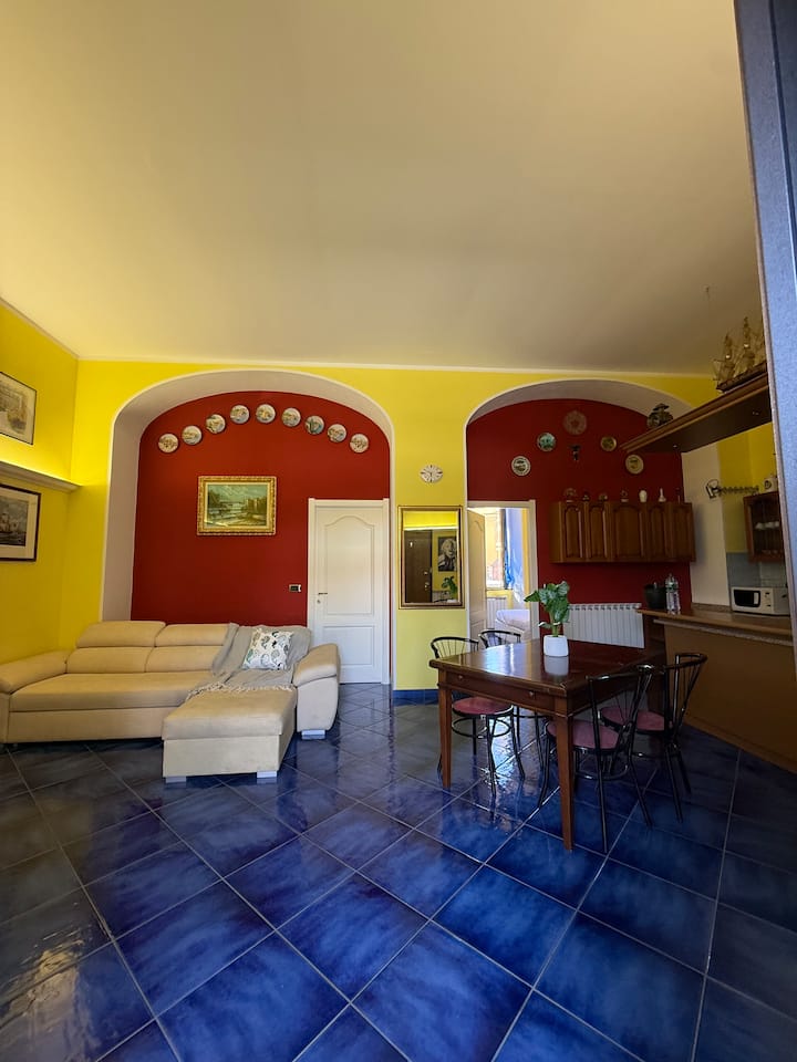 Casa Con Cortile E Parcheggio - Sestri Levante