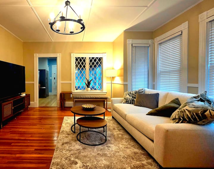 Historic Charm Meets Modern Luxury Near Bos/salem - Wakefield, MA
