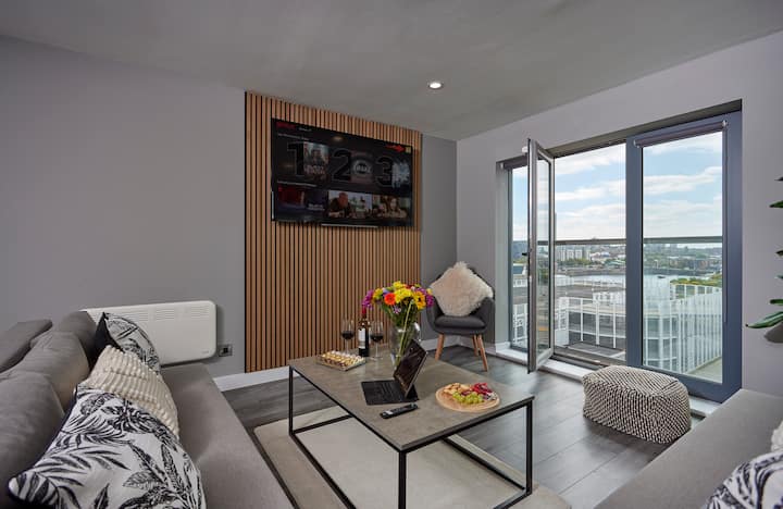 Designer Apartment - Beatles & Culture Nearby - Liverpool