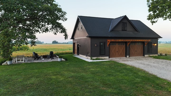 Countryside Apartment Near Beach - Ontario